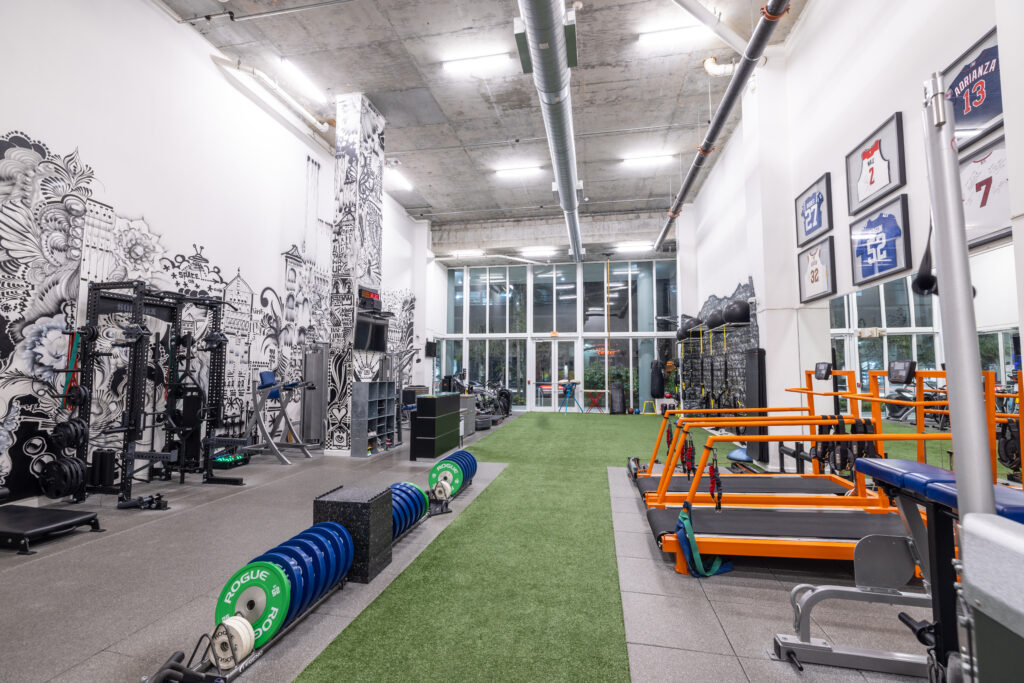 Embracing the Ground: The Benefits of Barefoot Training